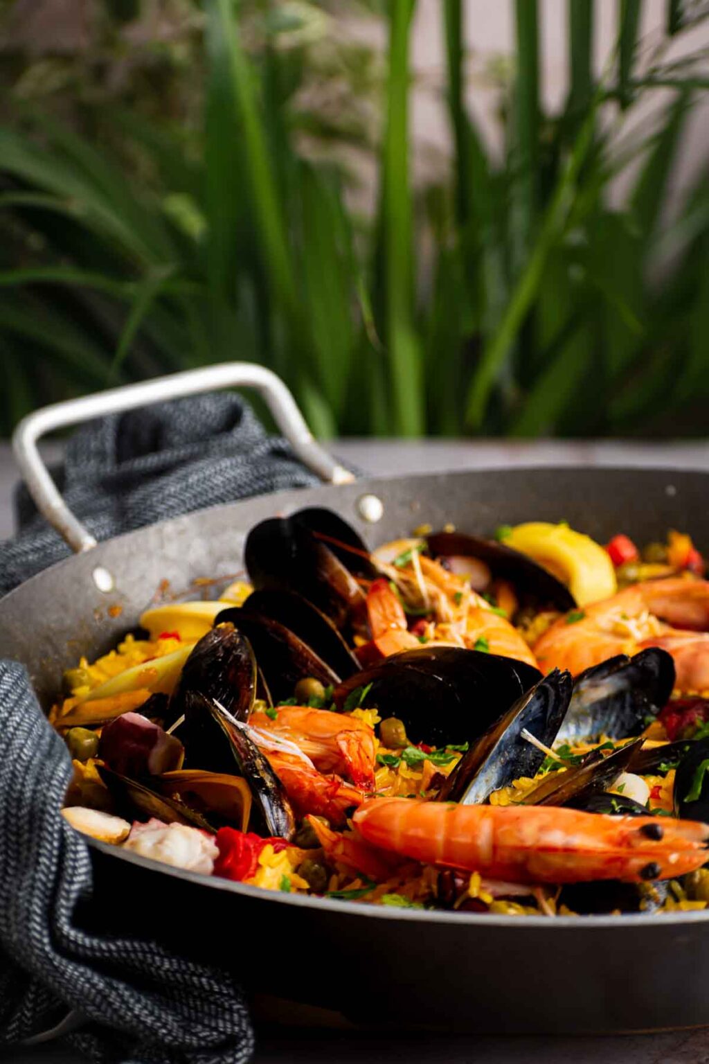 Seafood Paella Valenciana - Chocolates & Chai